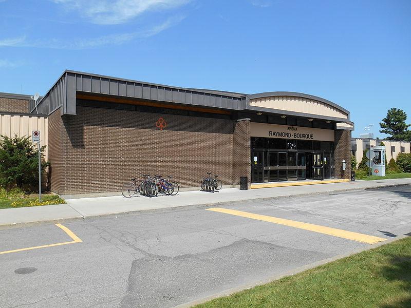 Arena Raymond-Bourque – Hockey Saint-Laurent