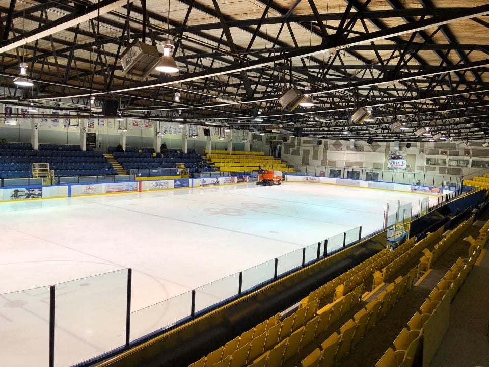 Arena Raymond-Bourque – Hockey Saint-Laurent